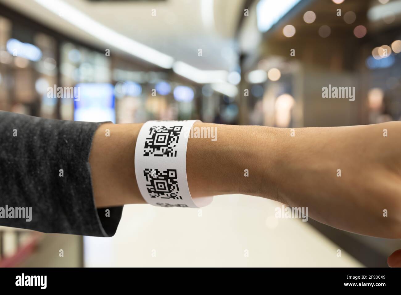 Pcr Test Bescheinigung Stockfotos und -bilder Kaufen - Alamy