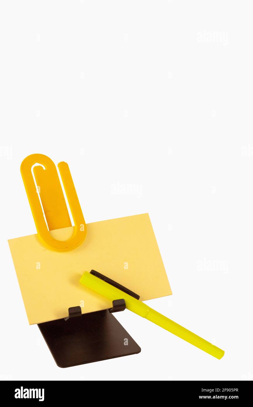 Scrivere una lista di cose da fare -Fotos und -Bildmaterial in hoher ...