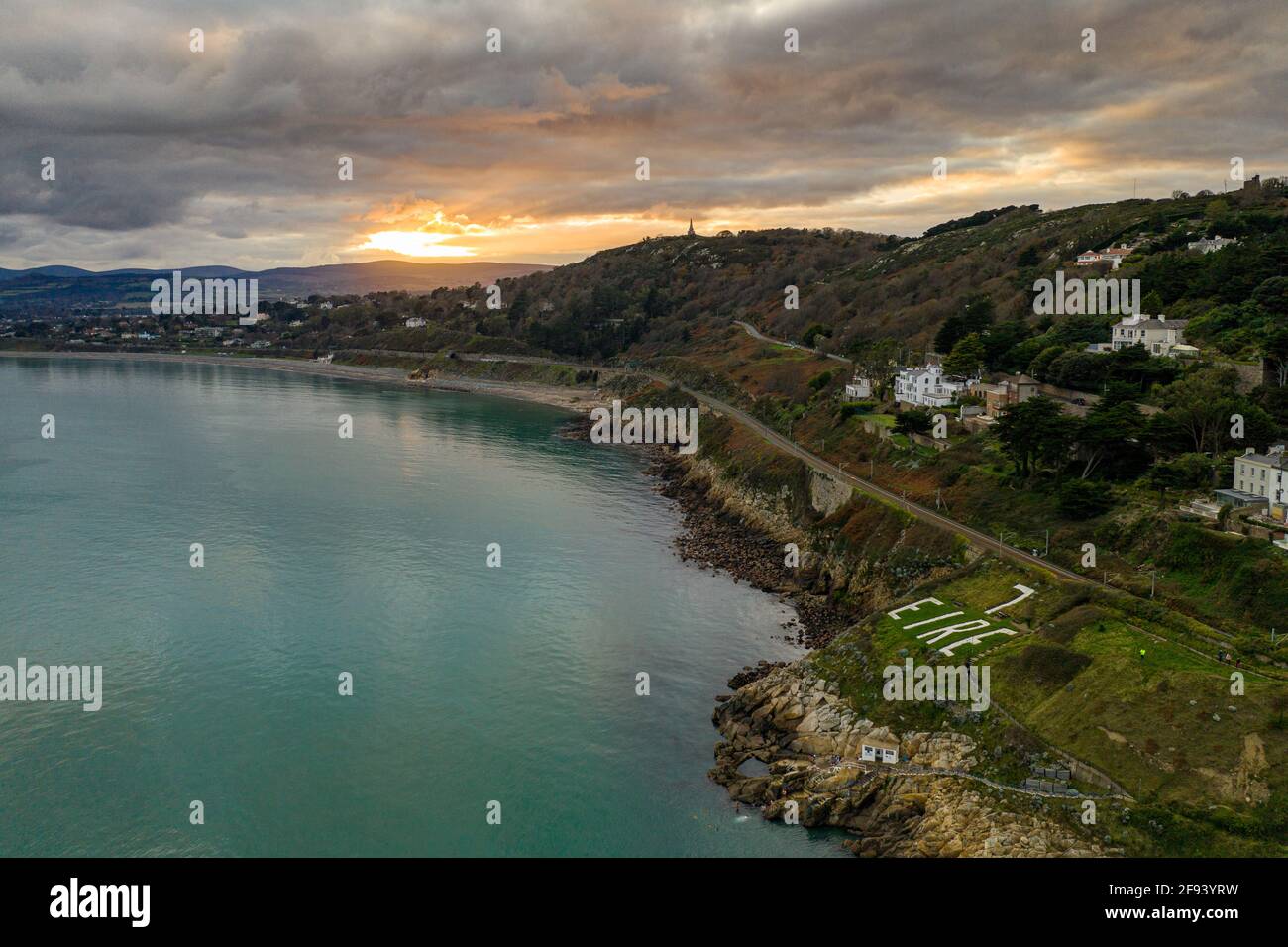 Cliff walk schild -Fotos und -Bildmaterial in hoher Auflösung – Alamy