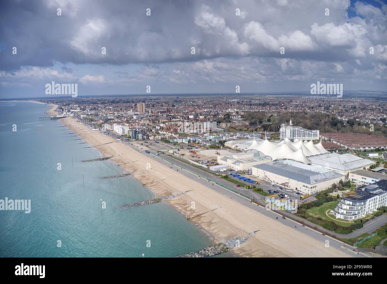 Butlins feriendorf -Fotos und -Bildmaterial in hoher Auflösung – Alamy