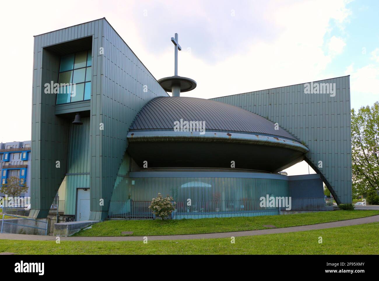 Parroquia nuestra senora del carmen salesianos -Fotos und -Bildmaterial ...