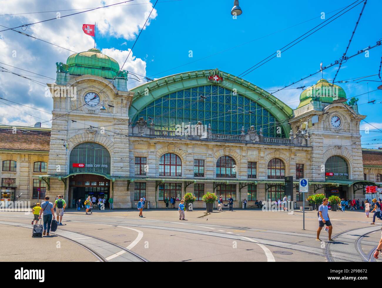 Basel sbb bahnhof -Fotos und -Bildmaterial in hoher Auflösung – Alamy