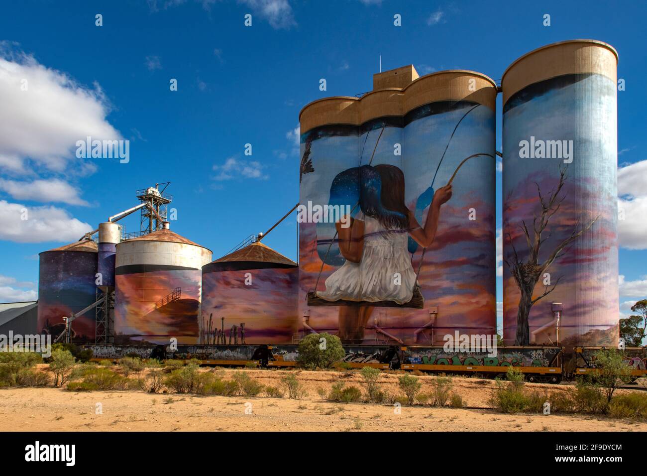 Mallee silo kunst -Fotos und -Bildmaterial in hoher Auflösung – Alamy