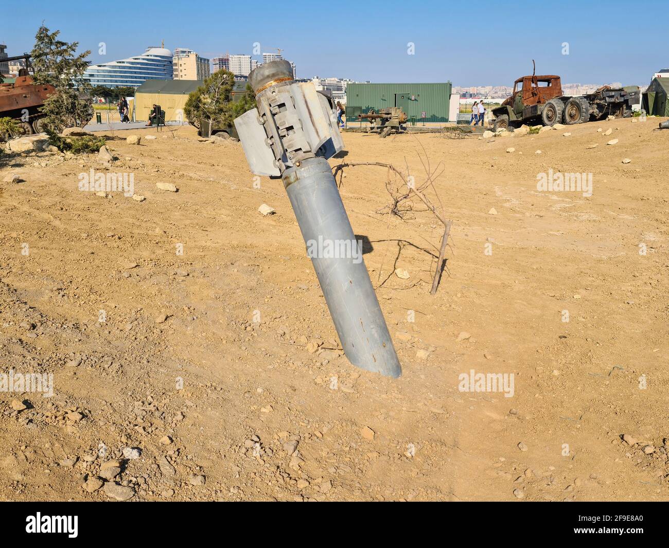 BM-30 Smerch sowjetischer schwerer Mehrfach-Raketenwerfer - Baku ...
