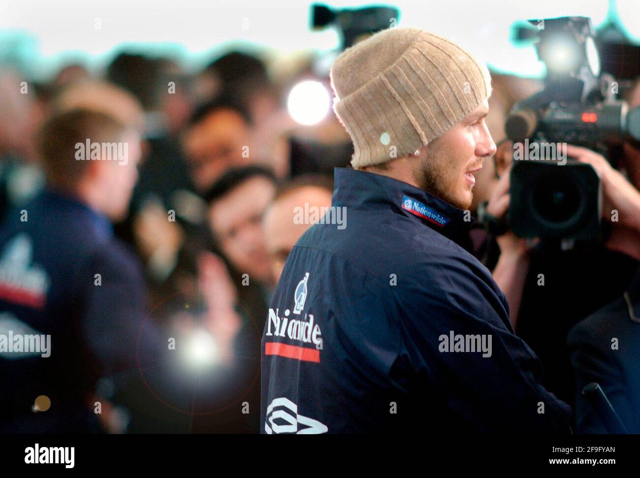 David beckham england 2002 -Fotos und -Bildmaterial in hoher Auflösung – Alamy