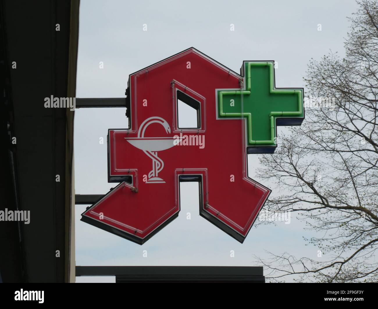 Simbolo distintivo del logo -Fotos und -Bildmaterial in hoher Auflösung ...