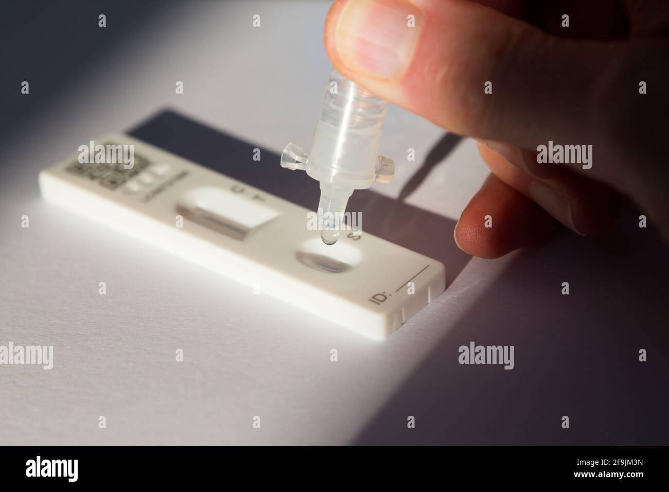 Innova sars cov 2 antigen schnelltest -Fotos und -Bildmaterial in hoher ...