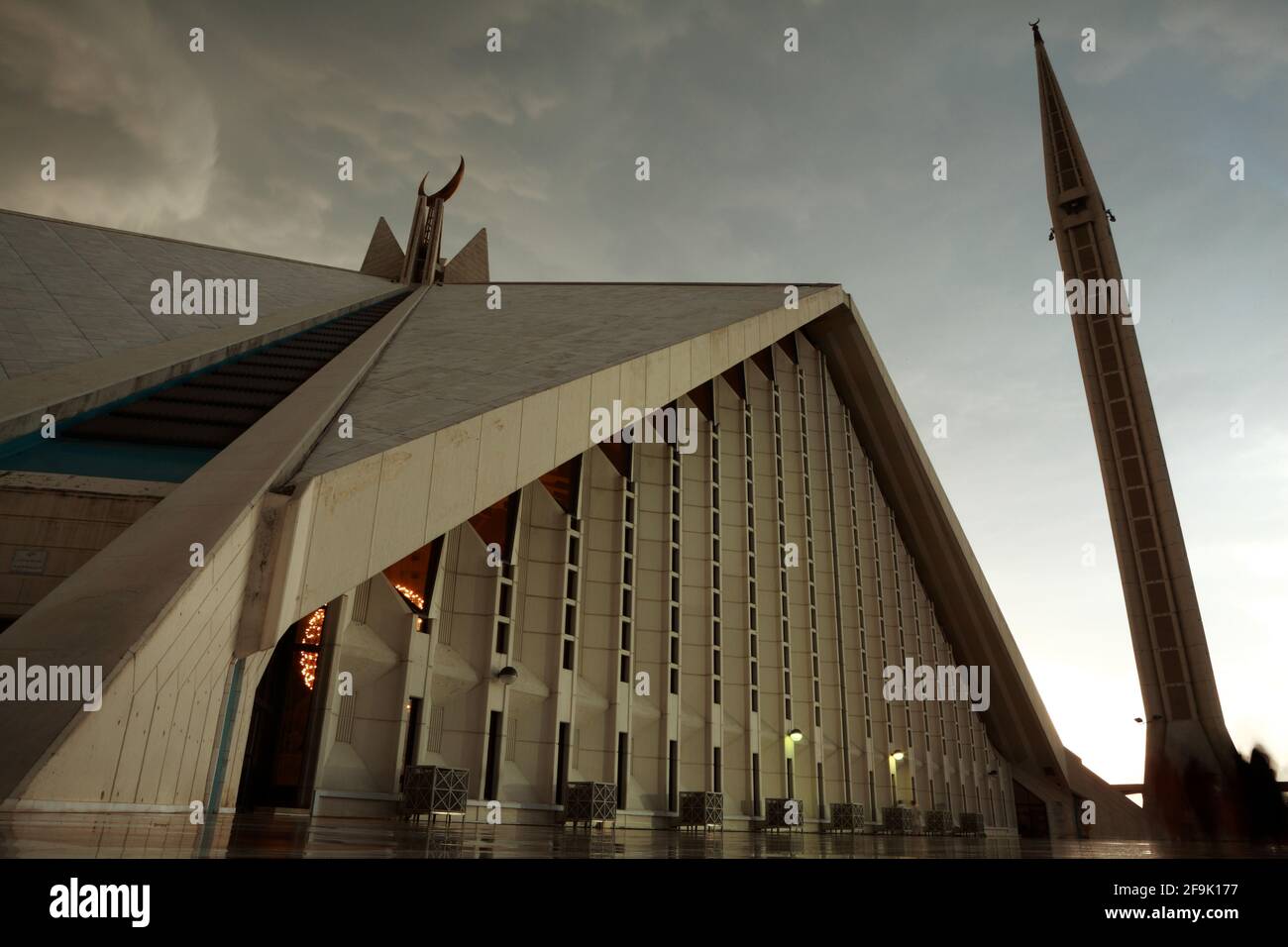 Die Shah Faisal Moschee in Islamabad ist die größte Moschee in Pakistan ...