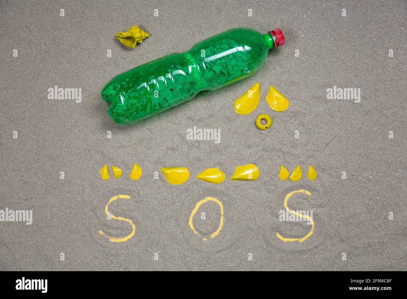 Plastic pollution sea -Fotos und -Bildmaterial in hoher Auflösung – Alamy