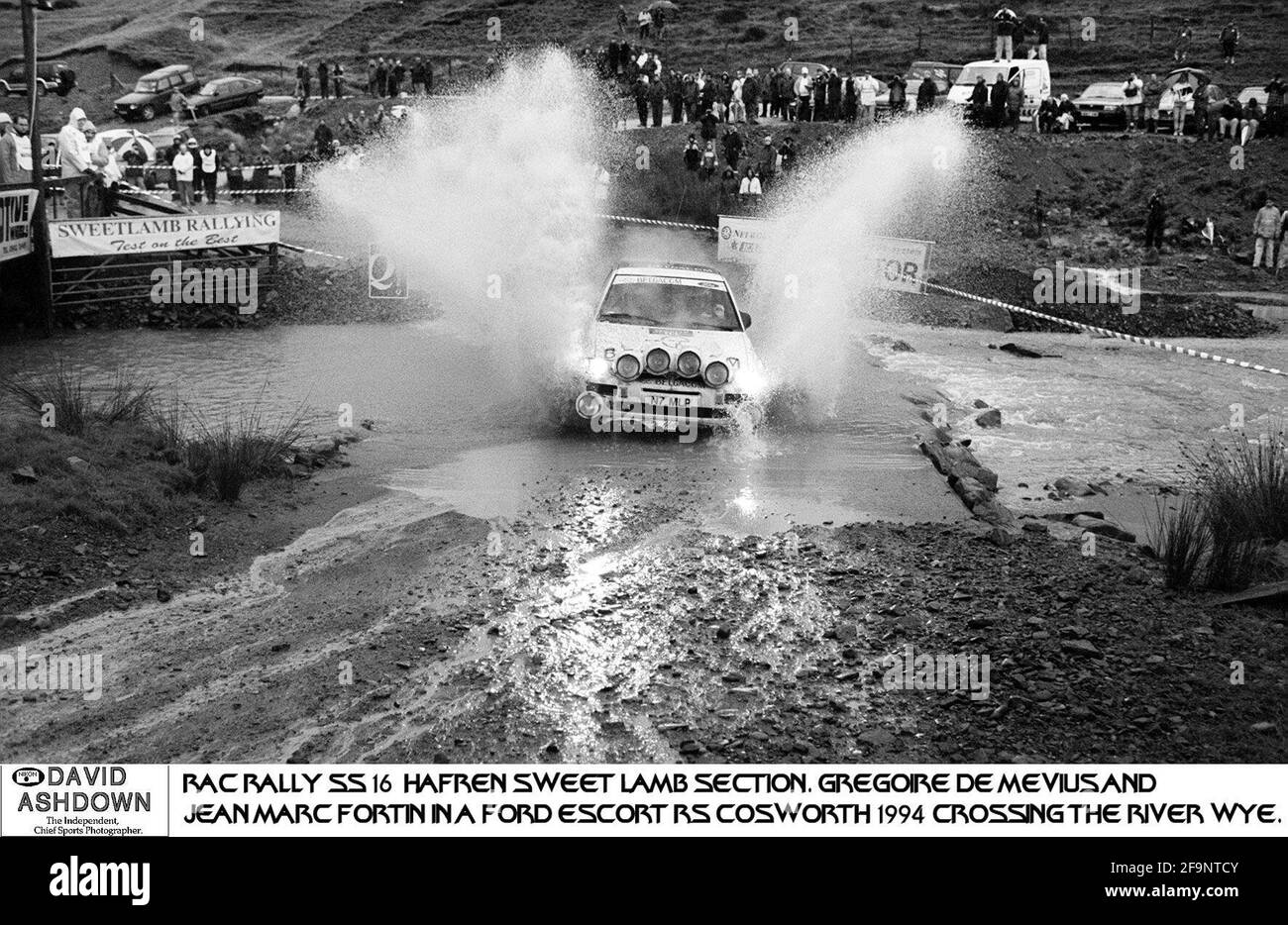 Ford escort rs cosworth Schwarzweiß-Stockfotos und -bilder - Alamy