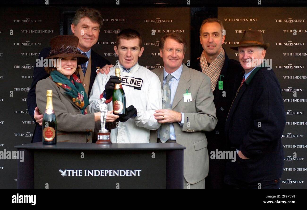 Trainer david pipe -Fotos und -Bildmaterial in hoher Auflösung – Alamy