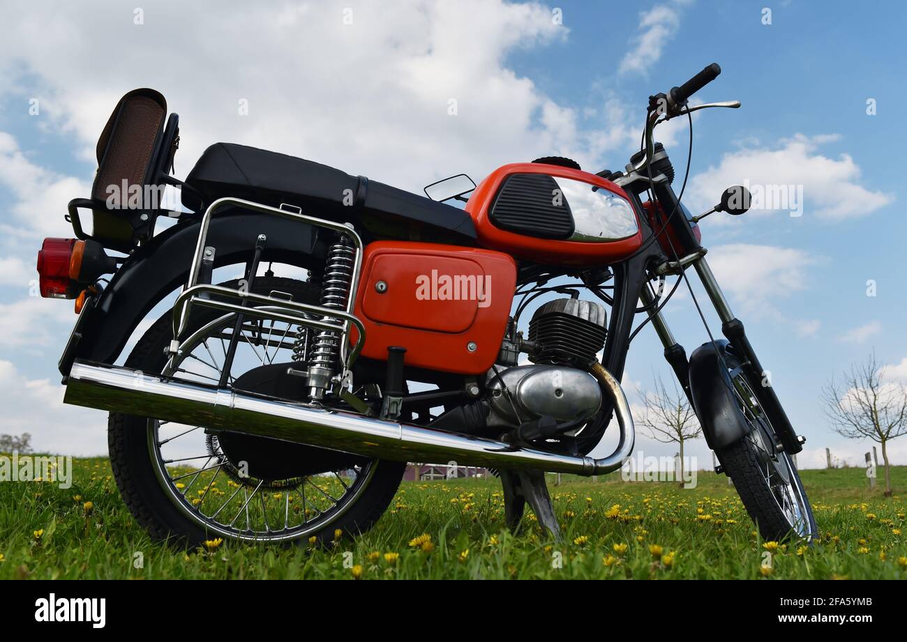 Mz es 150 -Fotos und -Bildmaterial in hoher Auflösung – Alamy