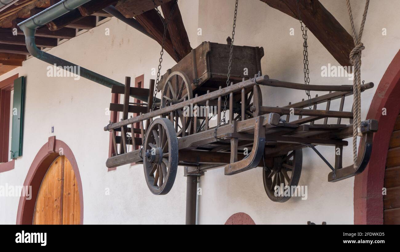Antike karren -Fotos und -Bildmaterial in hoher Auflösung – Alamy