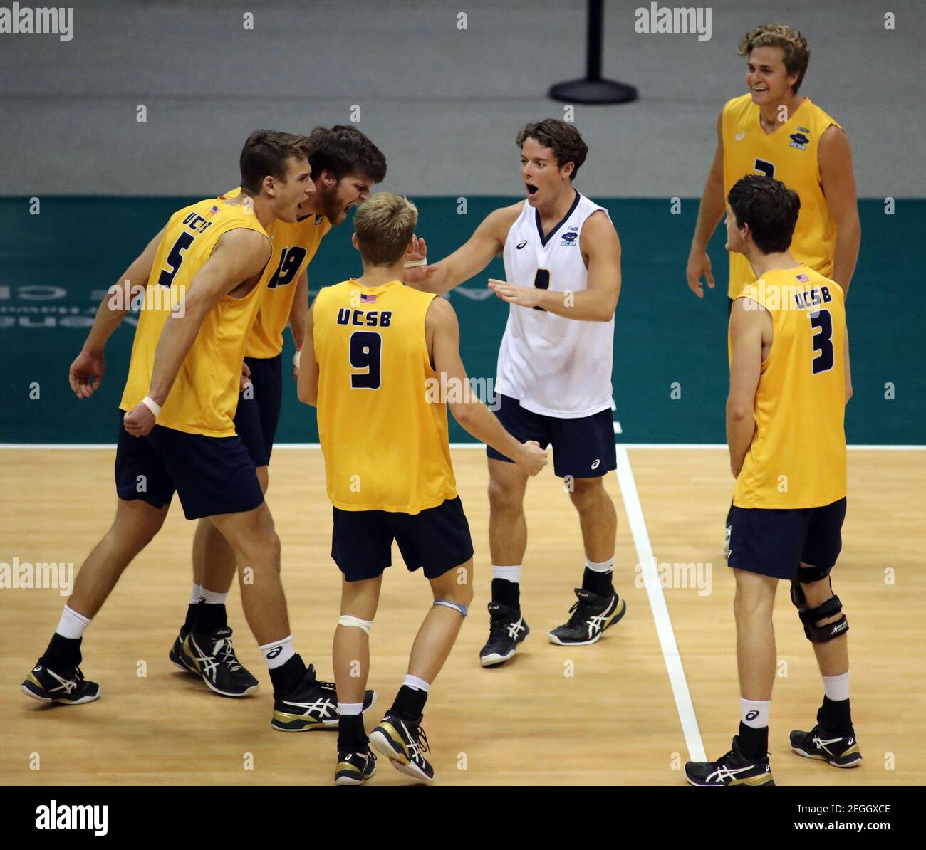 24. April 2021 - UCSB-Team feiert einen Punkt während des BWC-Meisterschaftsspiels zwischen dem ...