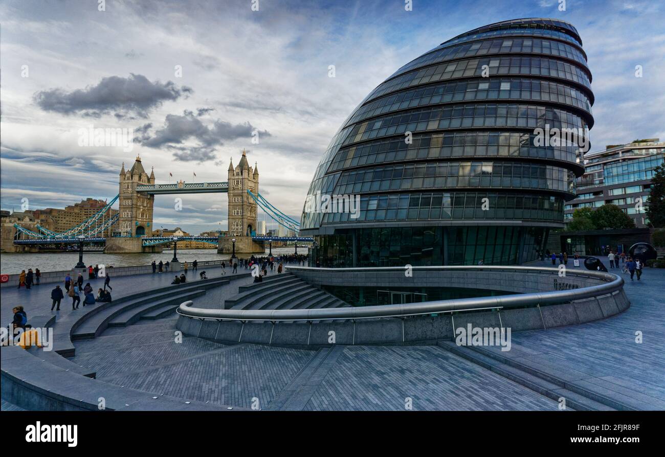 Gla gebäude -Fotos und -Bildmaterial in hoher Auflösung – Alamy
