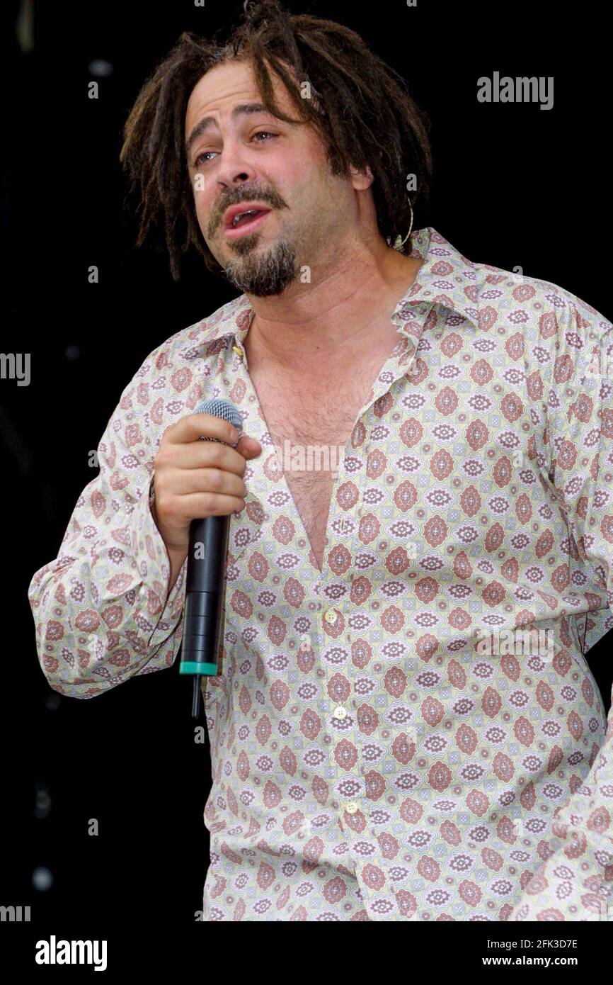 Counting crows singer adam duritz -Fotos und -Bildmaterial in hoher ...