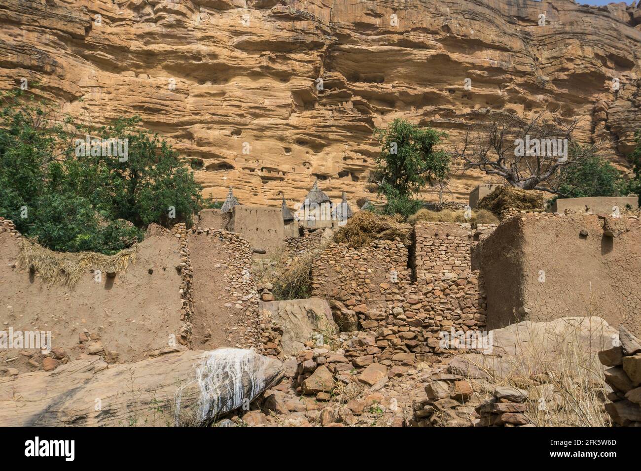 Dogon Village Mali Huts Stockfotos und -bilder Kaufen - Alamy