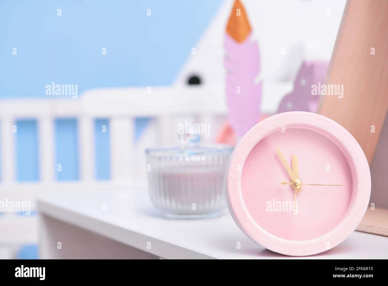 Ruhezeit in der kita -Fotos und -Bildmaterial in hoher Auflösung – Alamy