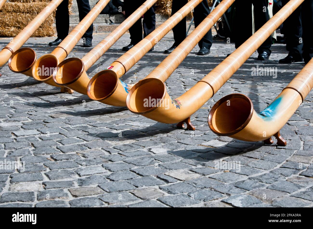Alpine Horn Alpenhorn Alphorn Stockfotos und -bilder Kaufen - Alamy