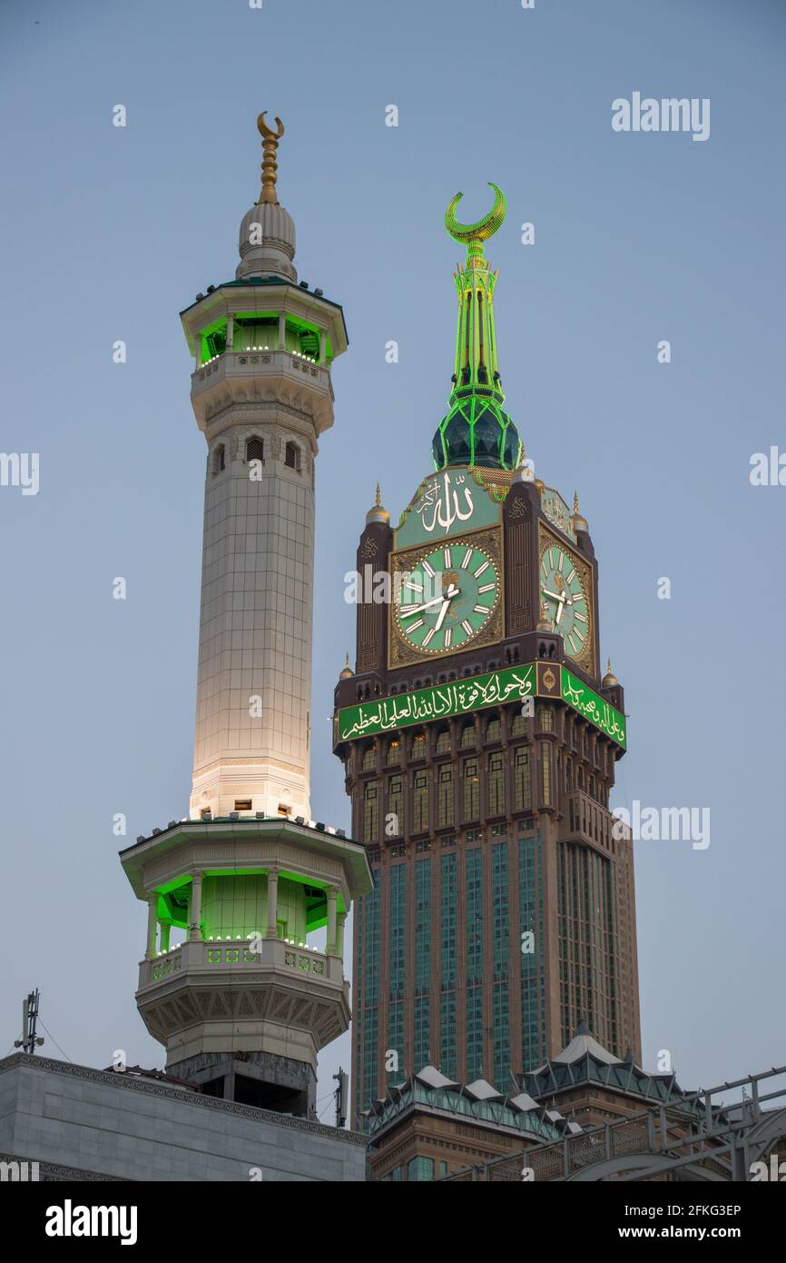 Clock tower mecca -Fotos und -Bildmaterial in hoher Auflösung – Alamy