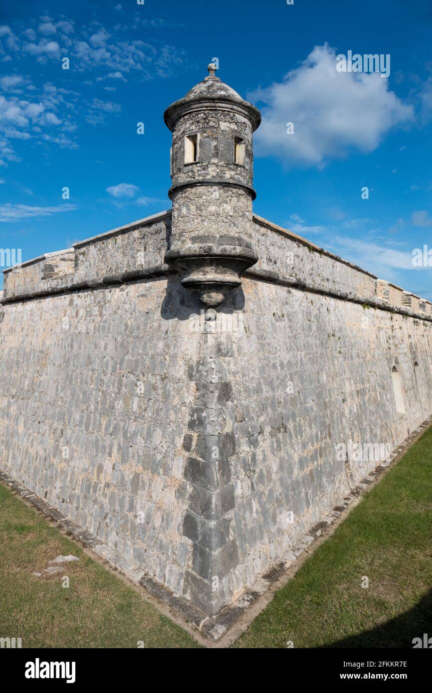 El fuerte de San Miguel de Campeche es un ejemplo significativo de la ...