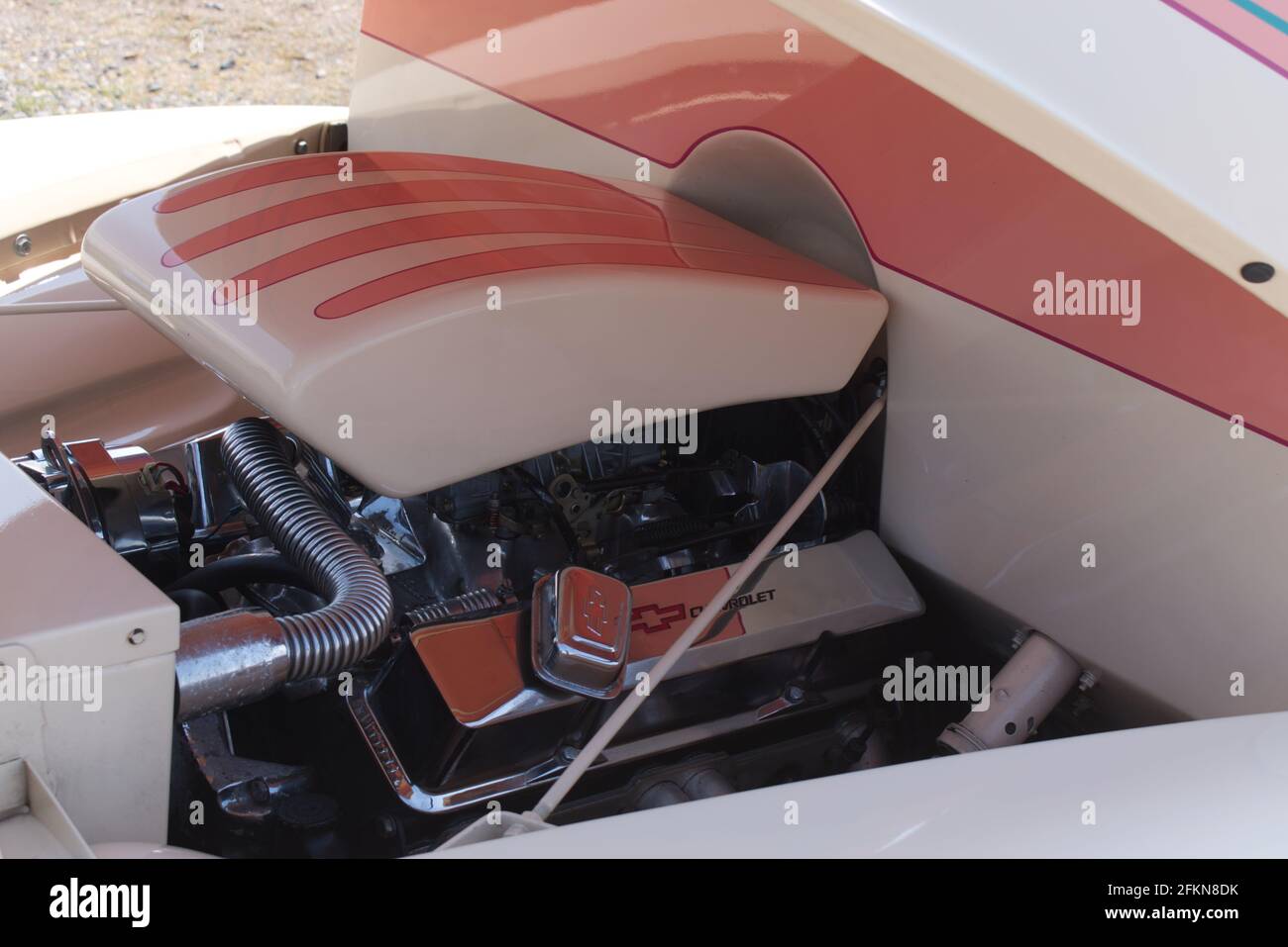 V8 engine block -Fotos und -Bildmaterial in hoher Auflösung – Alamy