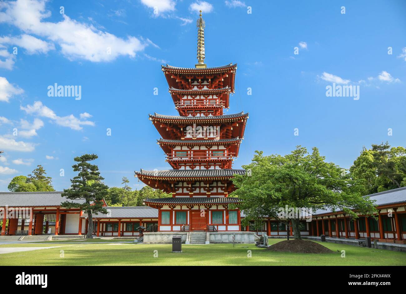 Pagode im yakushi ji buddhistischen tempel -Fotos und -Bildmaterial in ...