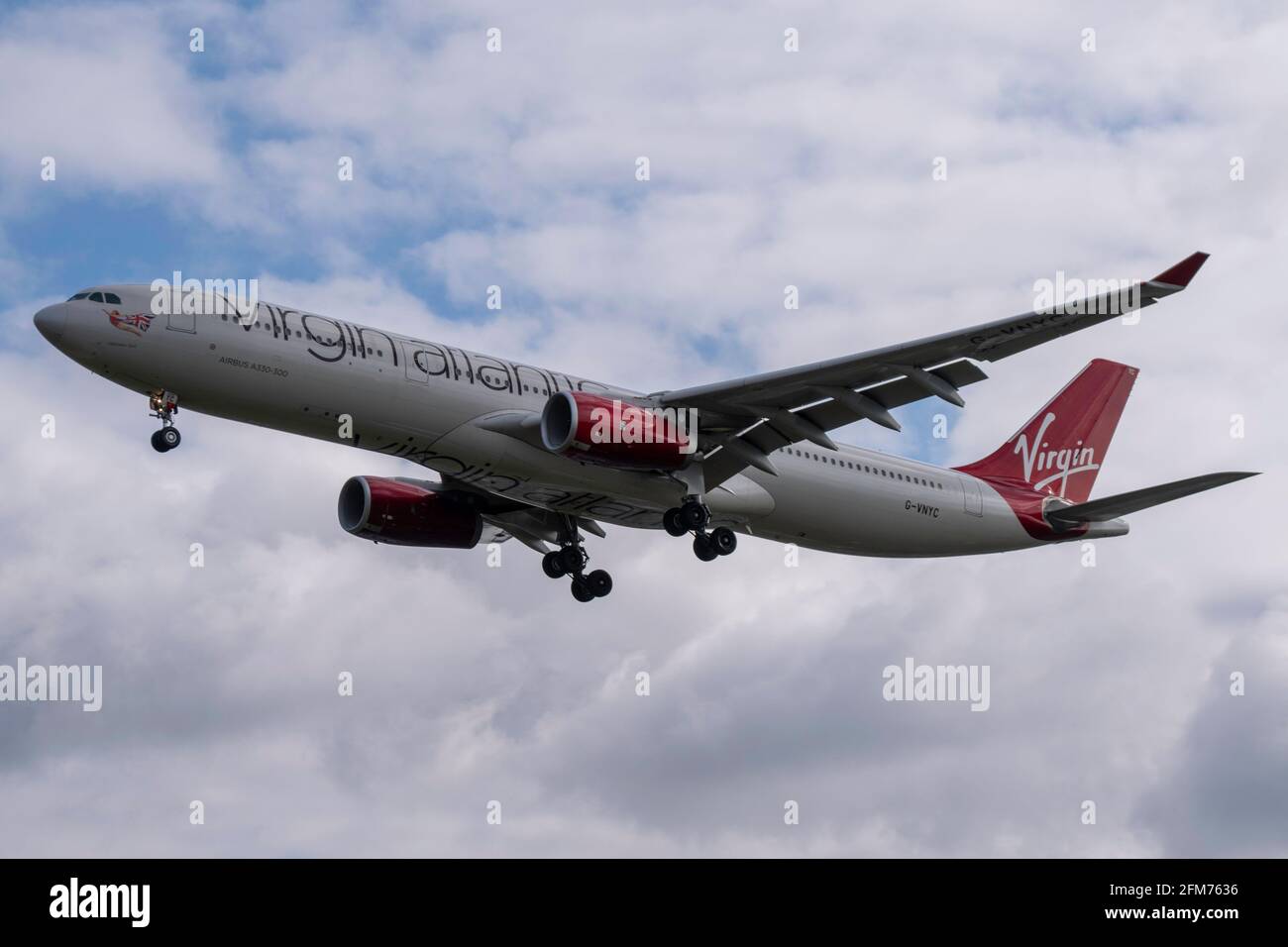 Virgin atlantic airbus a330 300 -Fotos und -Bildmaterial in hoher ...