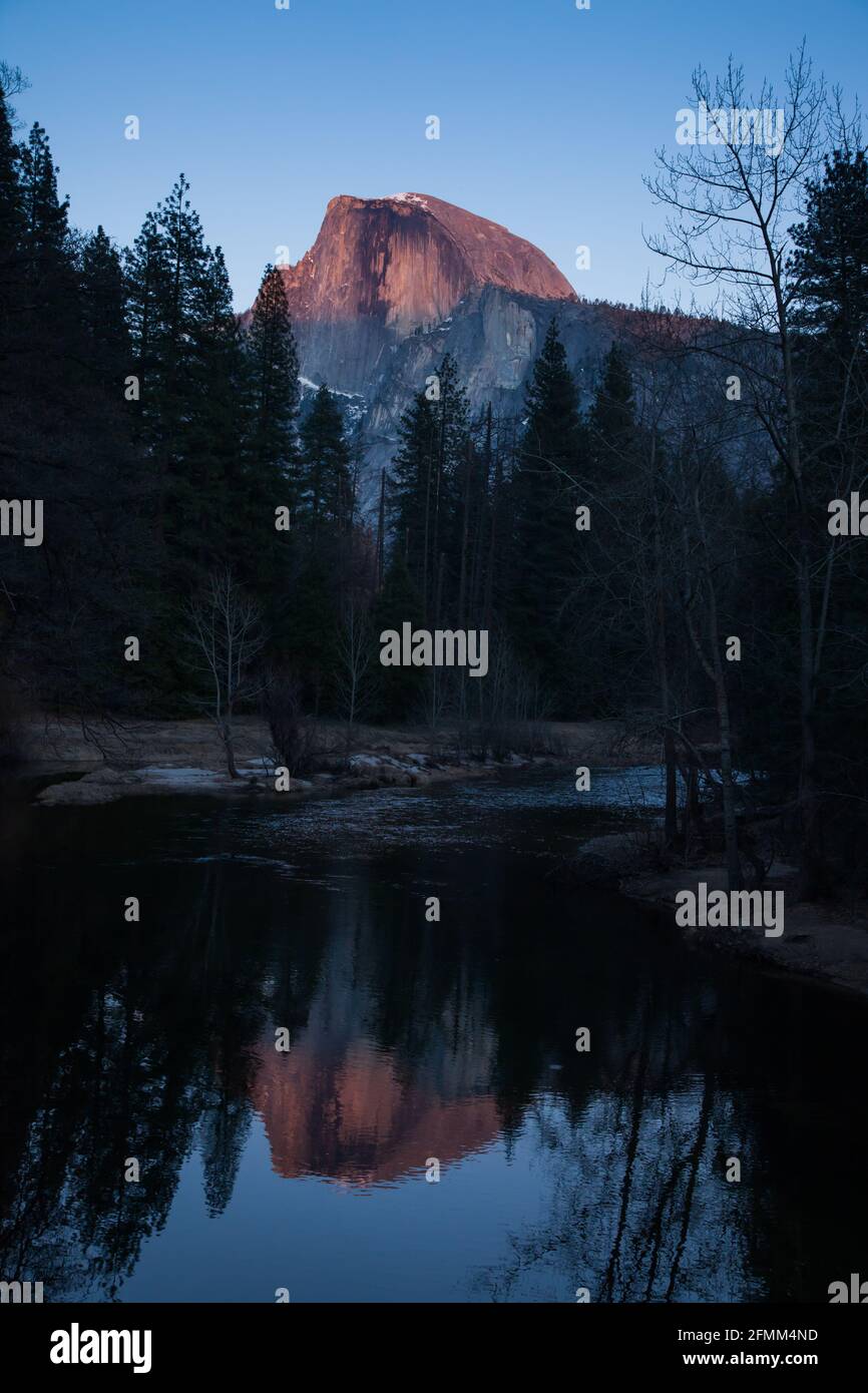 Yosemite snake -Fotos und -Bildmaterial in hoher Auflösung – Alamy