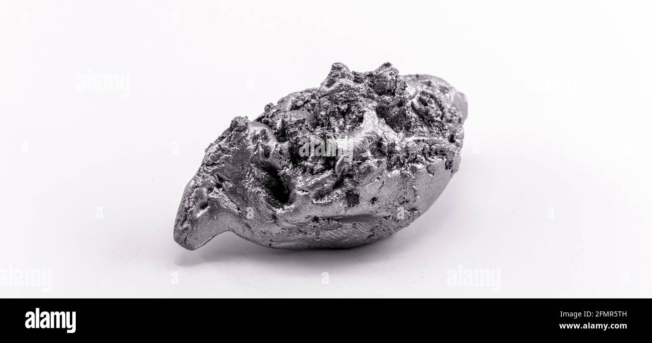 Nickel ist ein chemisches Element, das aus der Kombination von Arsen ...