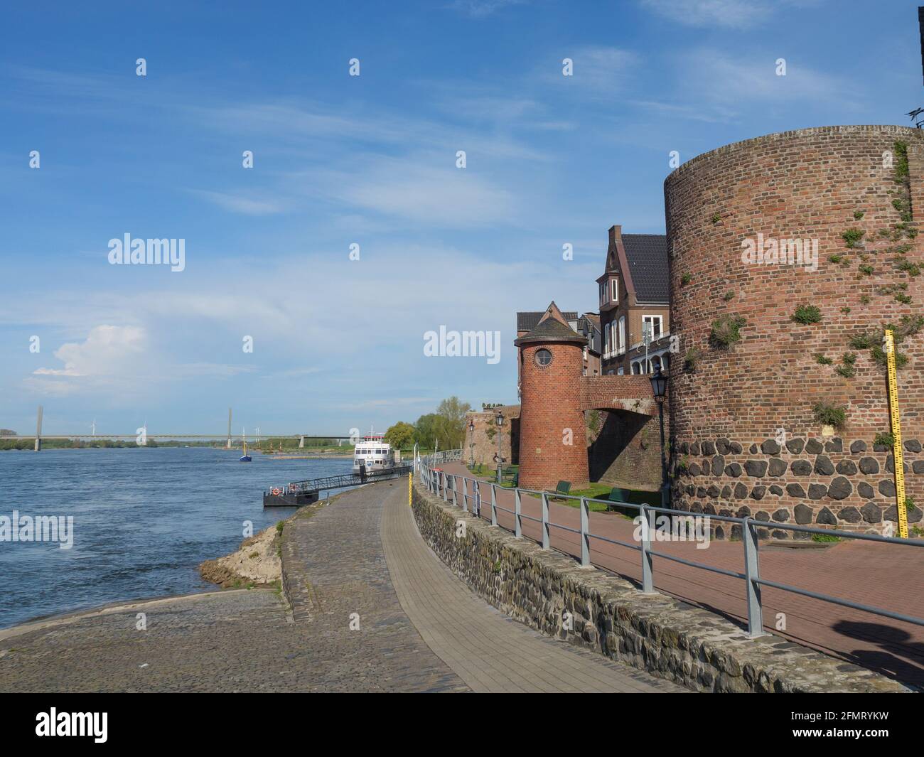 Rhein Bei Rees Stockfotos und -bilder Kaufen - Alamy
