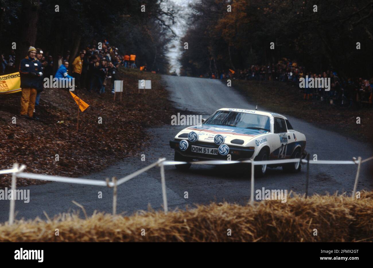 Tony Pond's Triumph TR7 auf der Sutton Park Stage der RAC Rallye 1977 ...