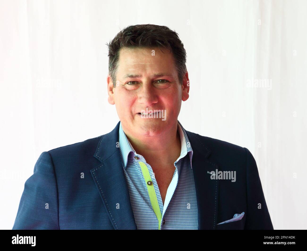 Tony hadley of spandau ballet -Fotos und -Bildmaterial in hoher ...