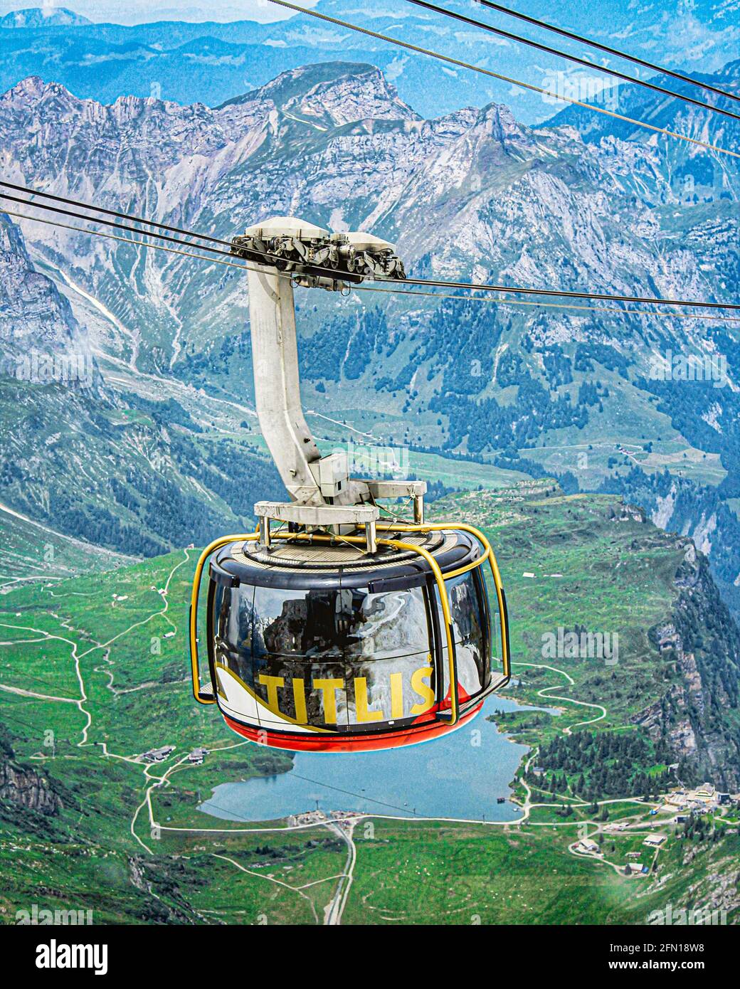 Touristen seilbahn -Fotos und -Bildmaterial in hoher Auflösung – Alamy