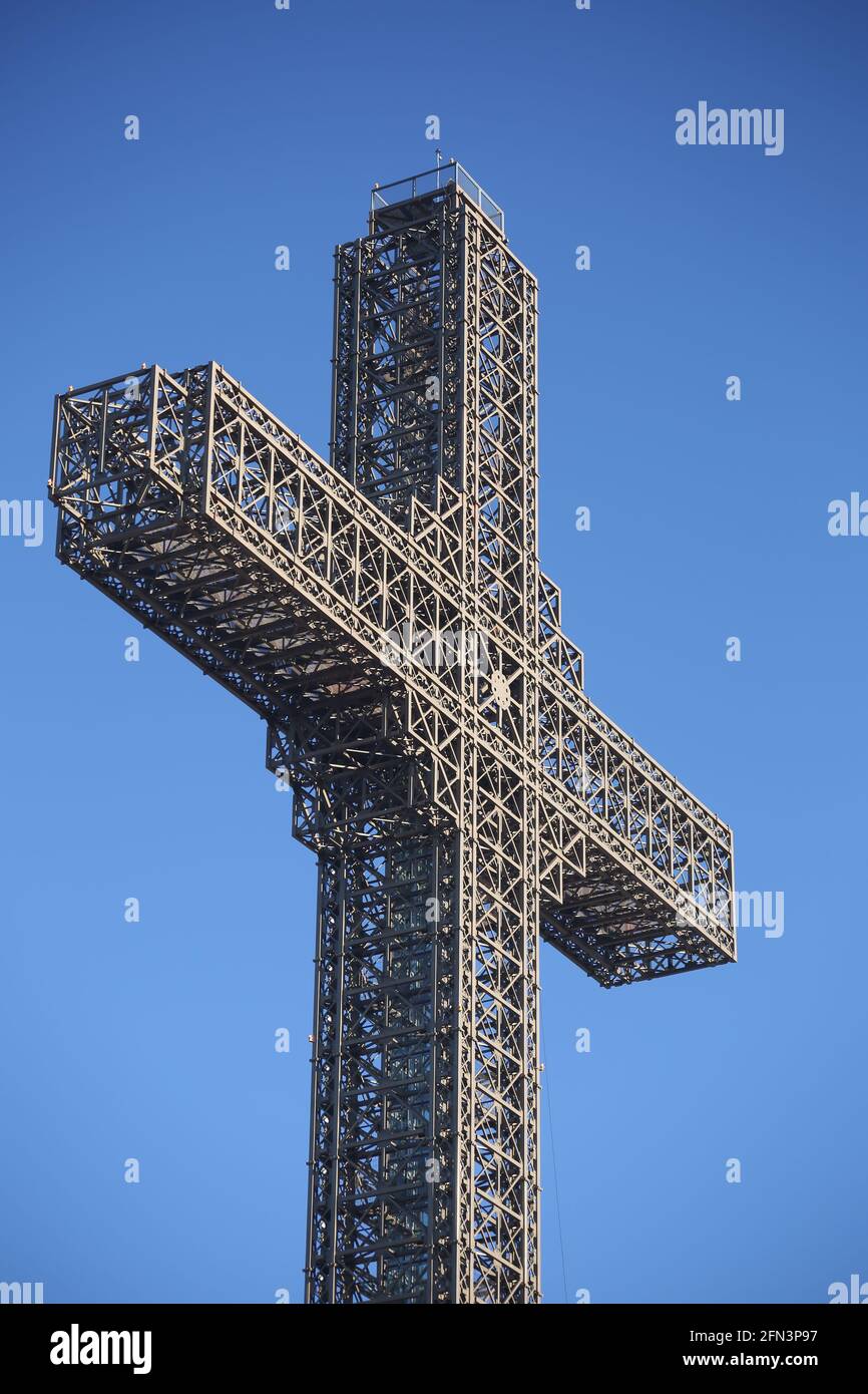 Millennium Cross auf dem Vodno Hill in Skopje, Mazedonien. Millennium ...