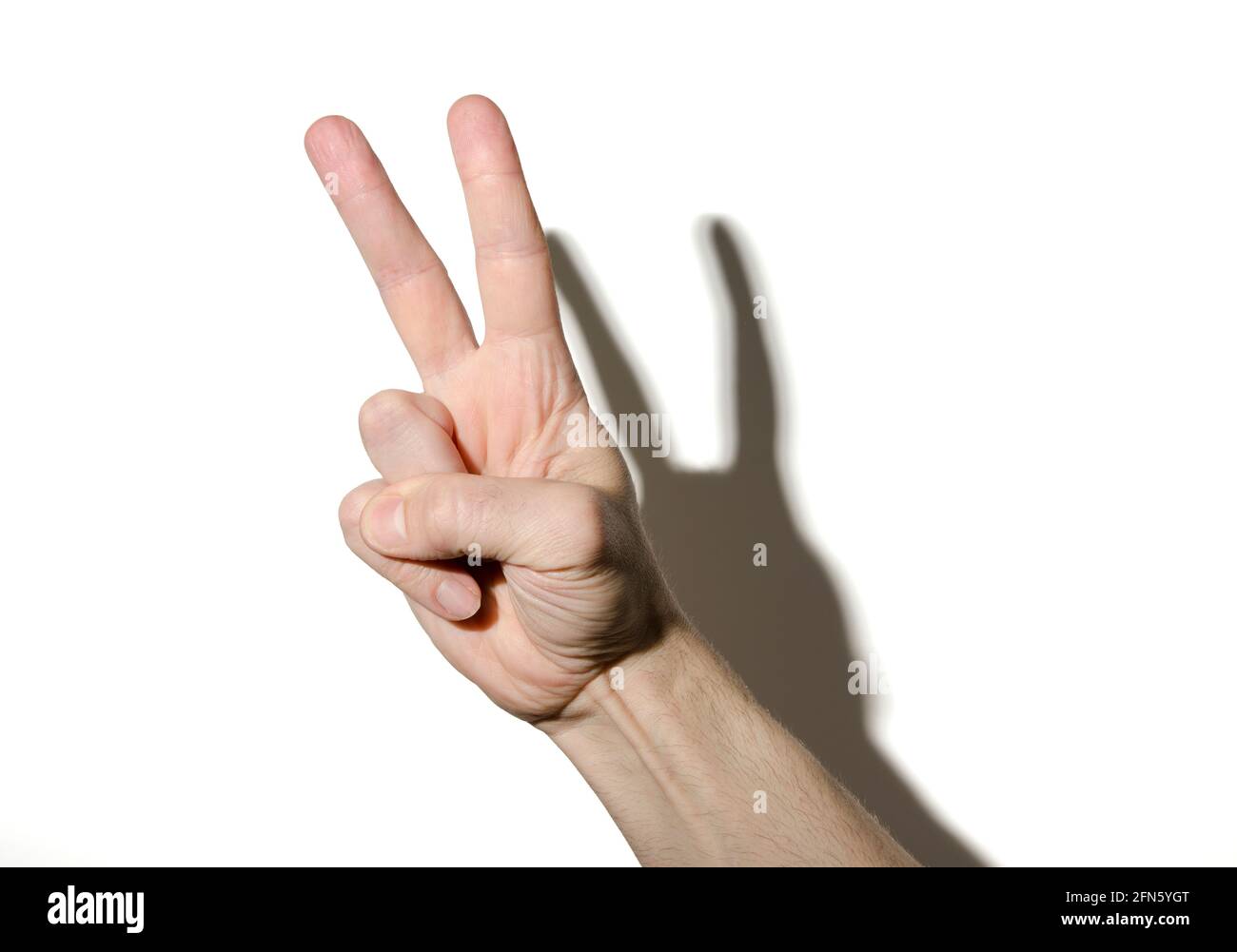 Finger hoch -Fotos und -Bildmaterial in hoher Auflösung – Alamy