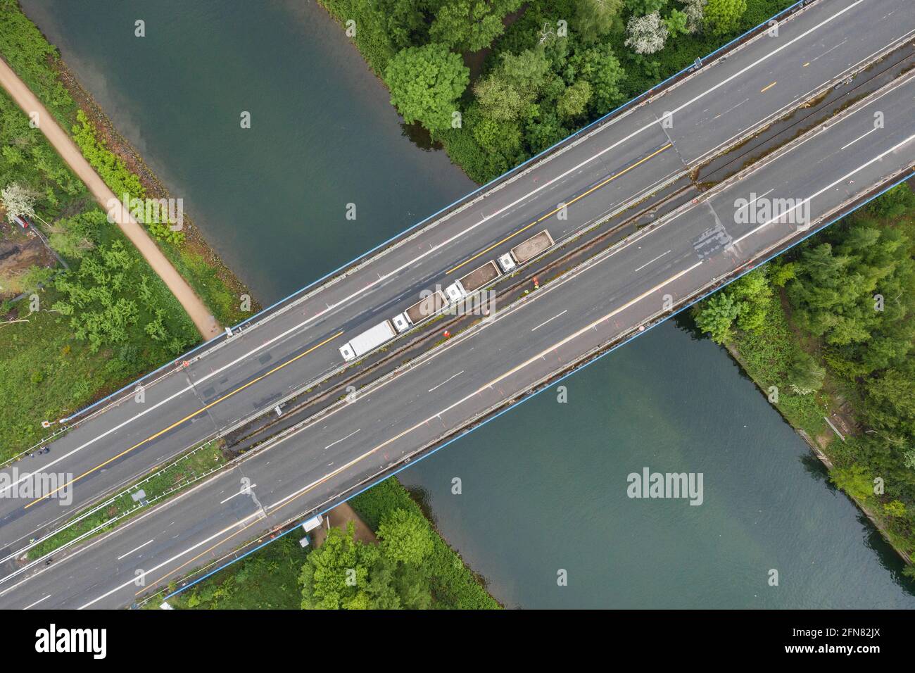 Autobahn a43 autobahnbrücke -Fotos und -Bildmaterial in hoher Auflösung ...