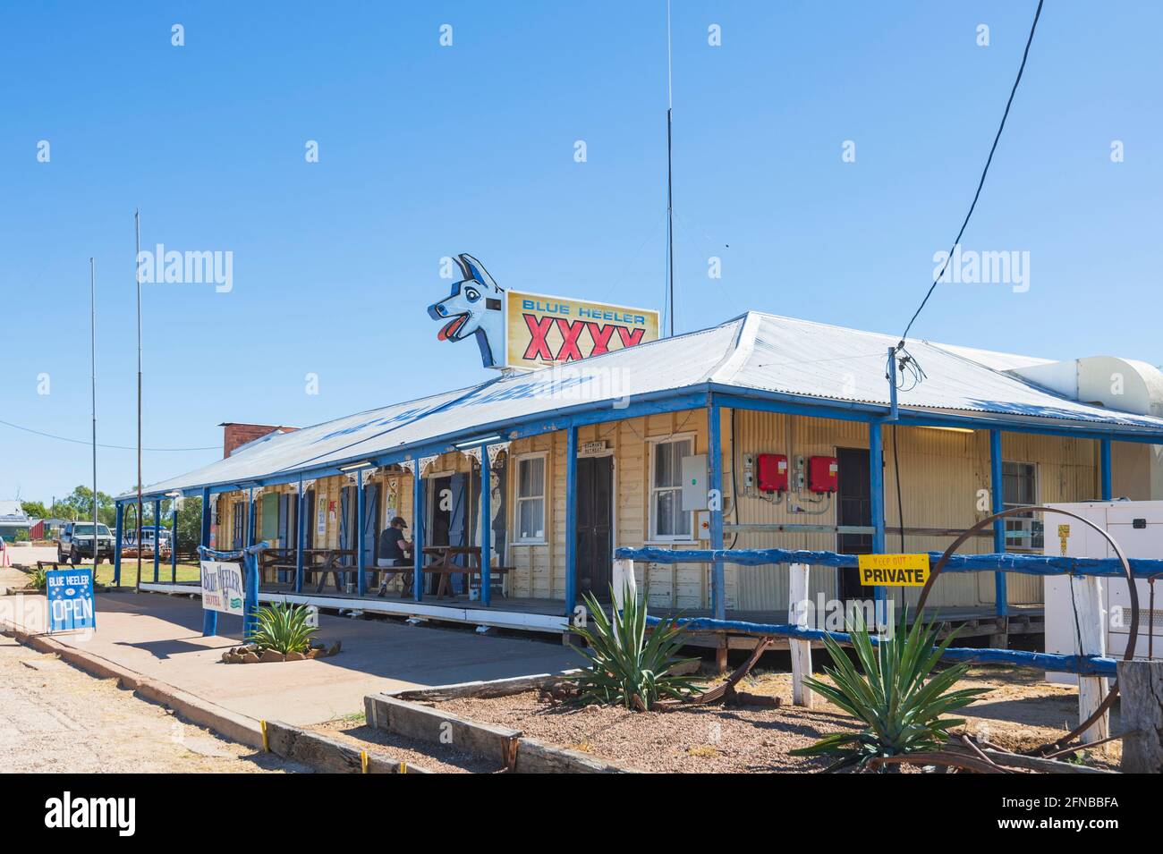 Das blue heeler hotel -Fotos und -Bildmaterial in hoher Auflösung – Alamy