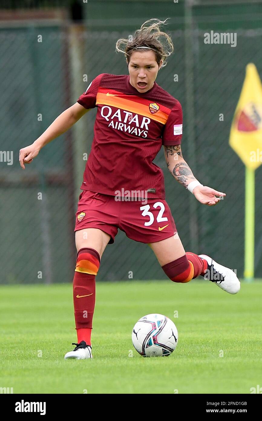 Elena linari -Fotos und -Bildmaterial in hoher Auflösung – Alamy