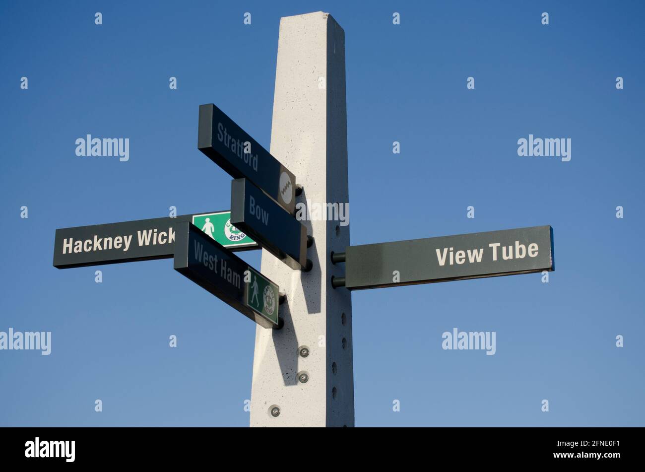 Tube sign -Fotos und -Bildmaterial in hoher Auflösung – Alamy