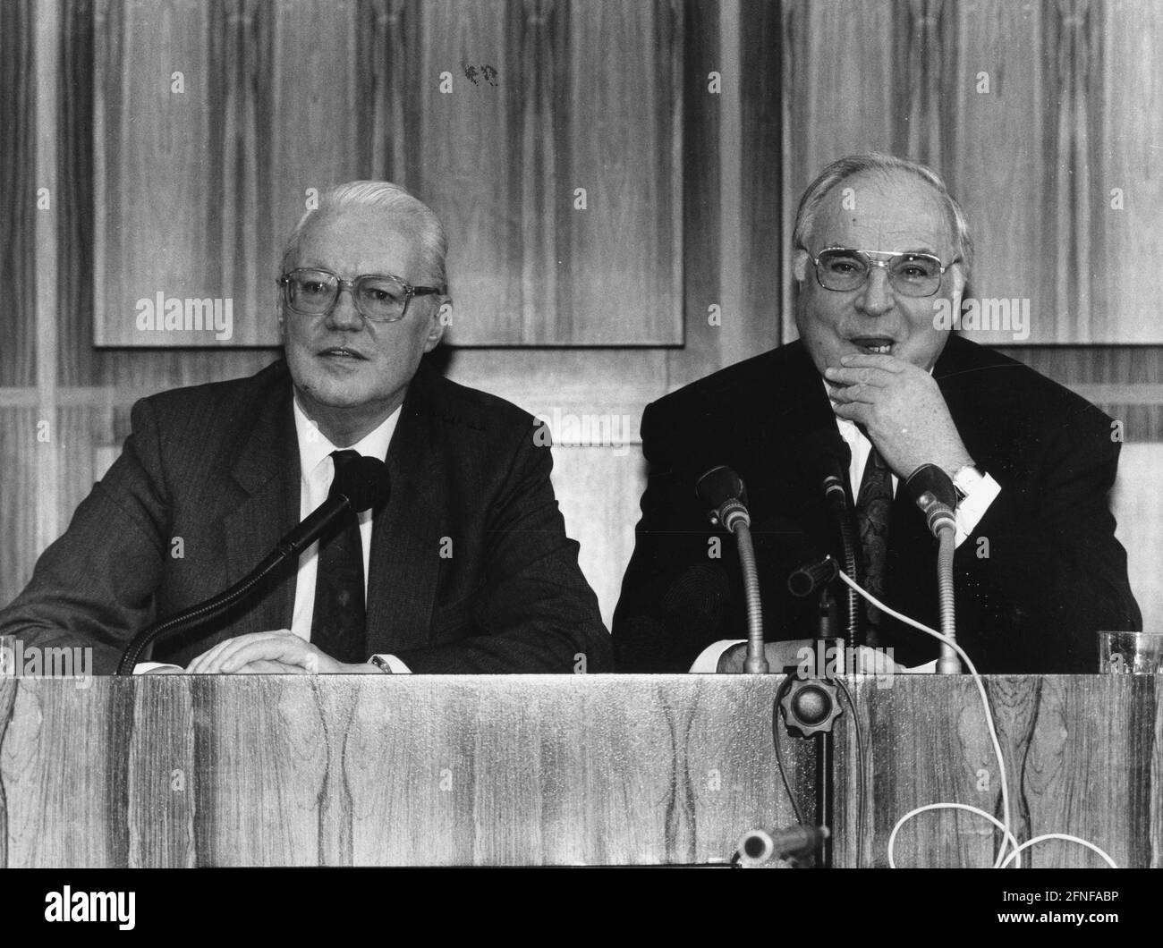 Federal chancellor office -Fotos und -Bildmaterial in hoher Auflösung ...