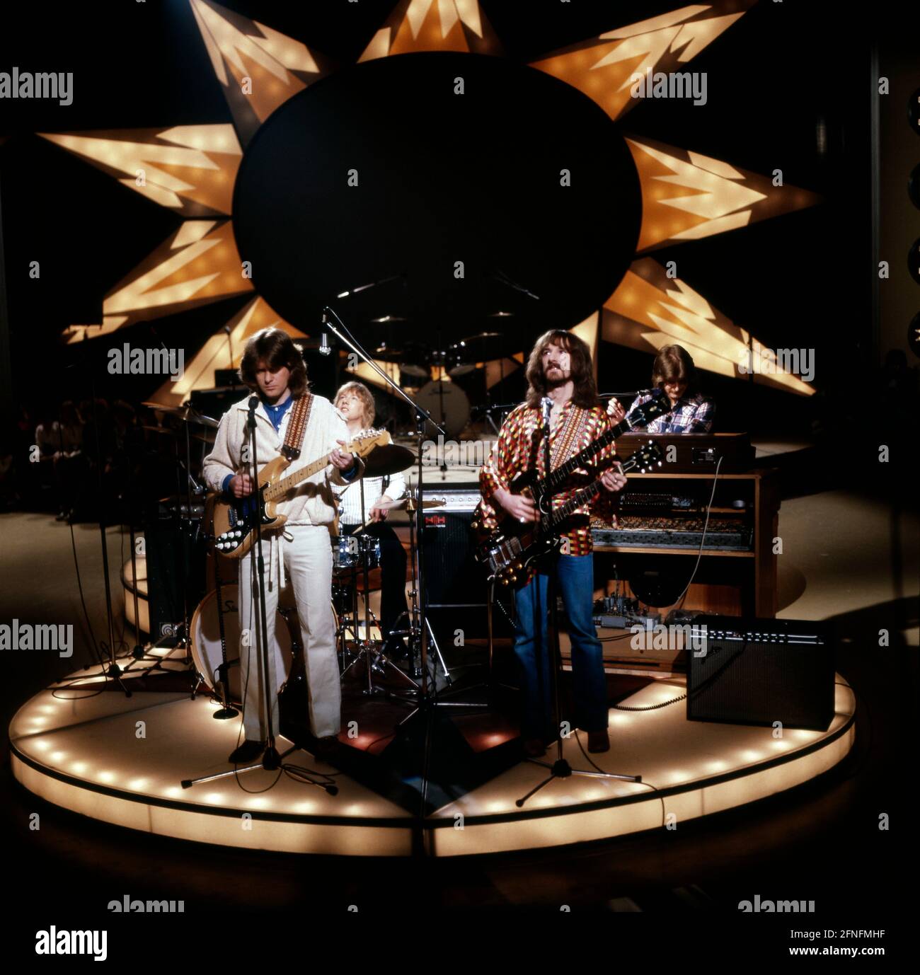 Progressive rockband -Fotos und -Bildmaterial in hoher Auflösung – Alamy