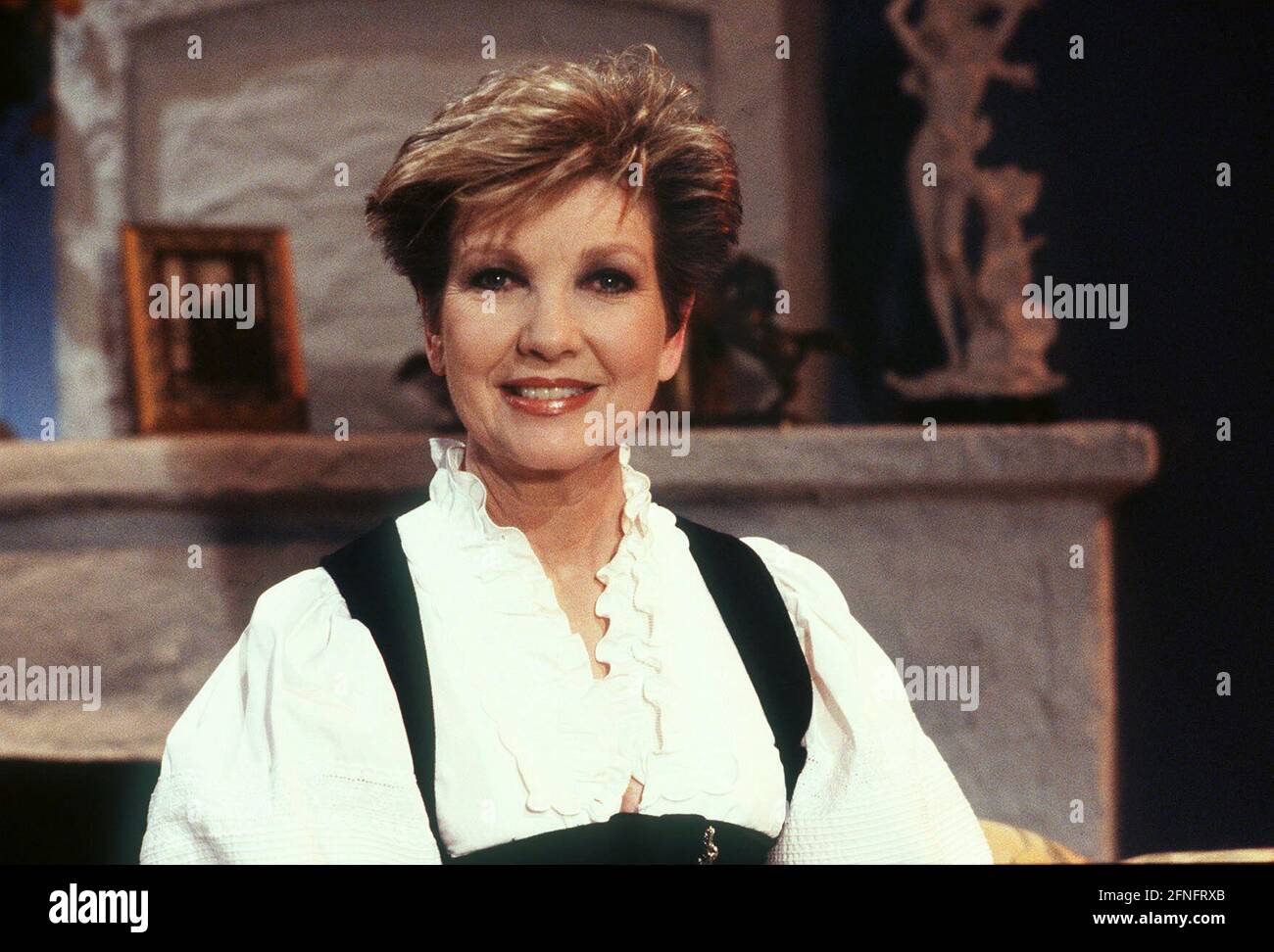 CAROLIN REIBER, deutsche TV Moderatorin der Volksmusik, Portrait um ...