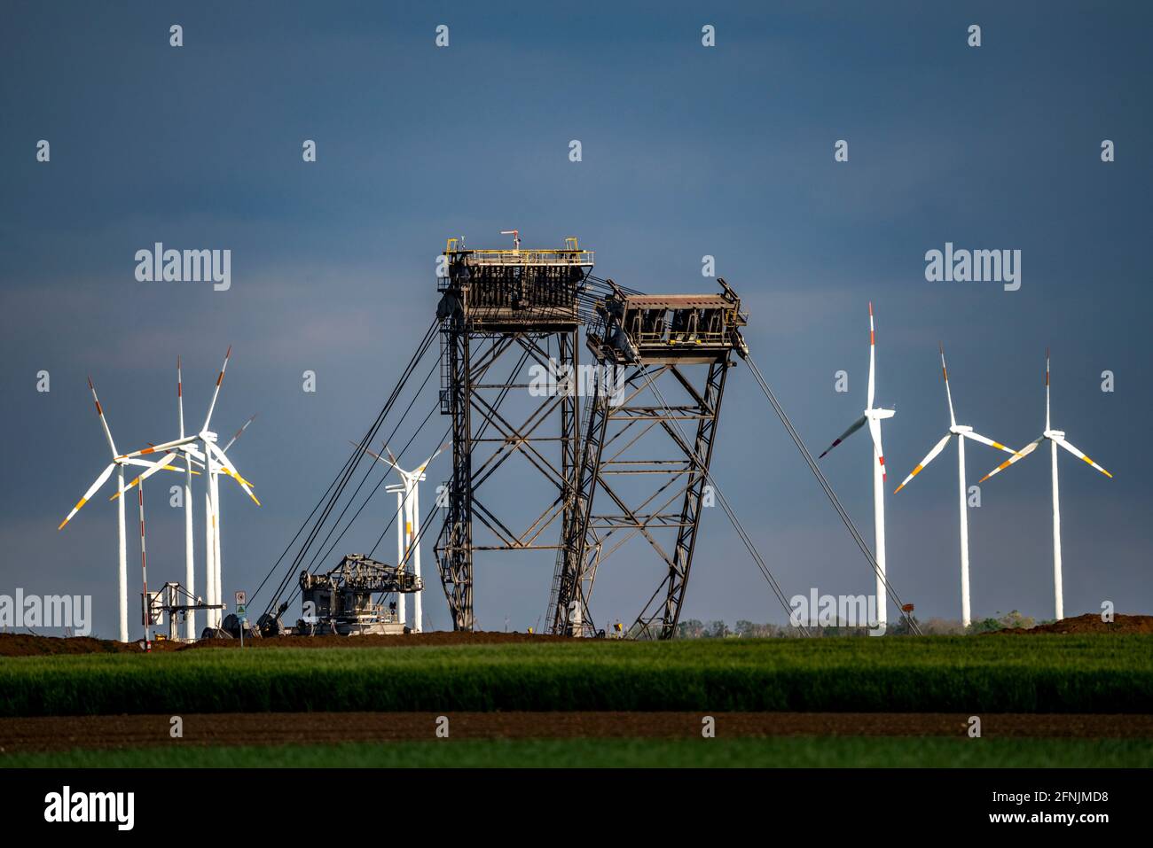 Braunkohletagebau garzweiler ii -Fotos und -Bildmaterial in hoher ...