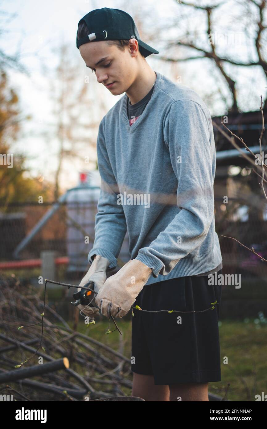 18 Jahriger Junge