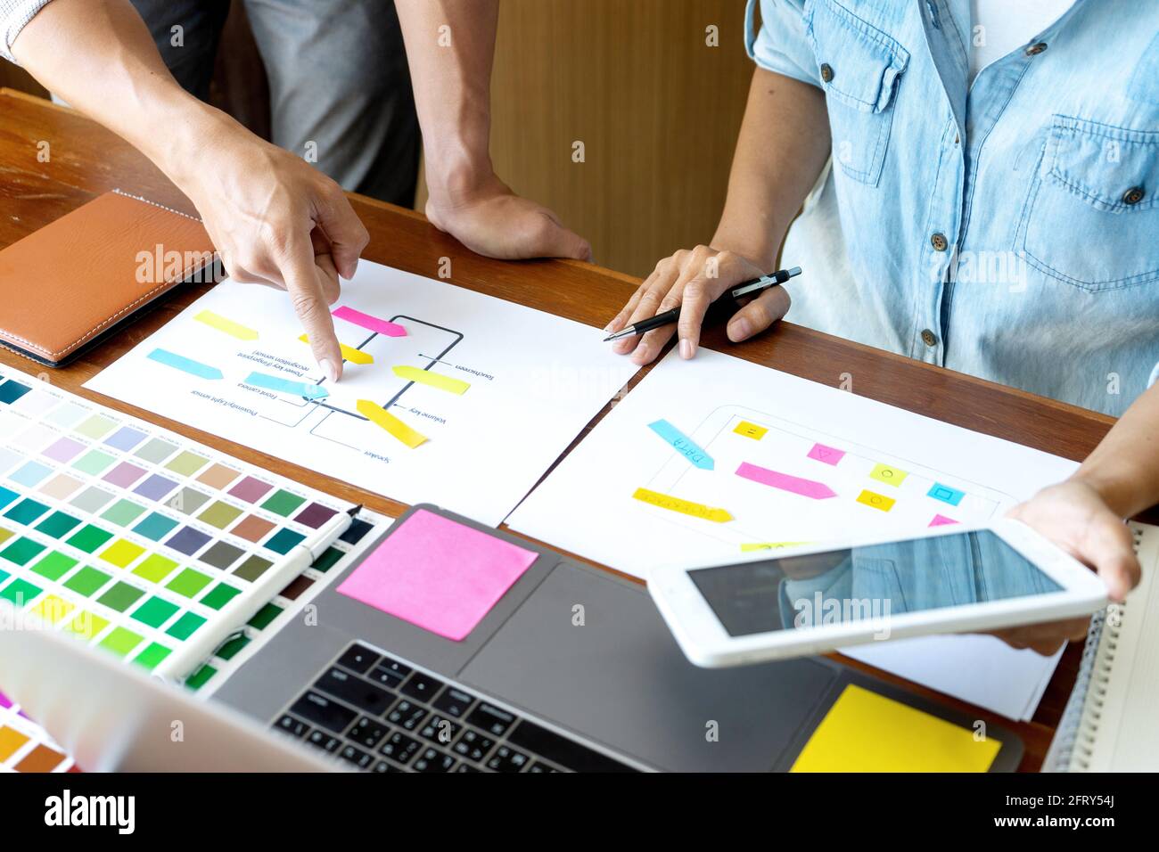 Production designer -Fotos und -Bildmaterial in hoher Auflösung – Alamy