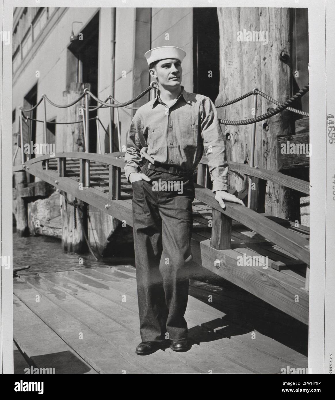USA Weltkrieg 2. Weltkrieg 1940er Jahre US Navy Seemann Uniform Fashion ...