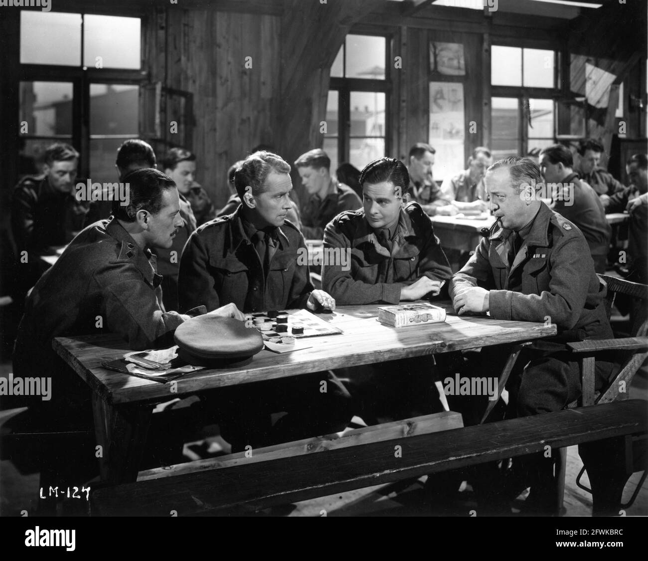 Captive heart 1946 derek bond -Fotos und -Bildmaterial in hoher ...