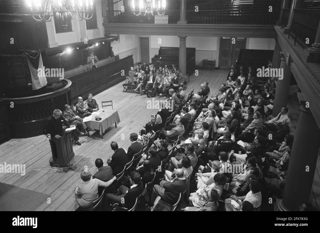 Die niederlande erinnern an die invasion des warschauer paktes ...