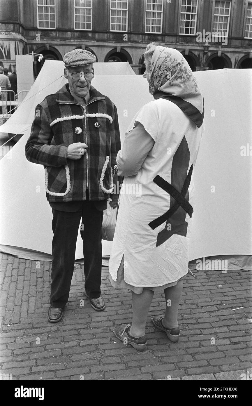 Kreuz durchgestrichen Schwarzweiß-Stockfotos und -bilder - Alamy